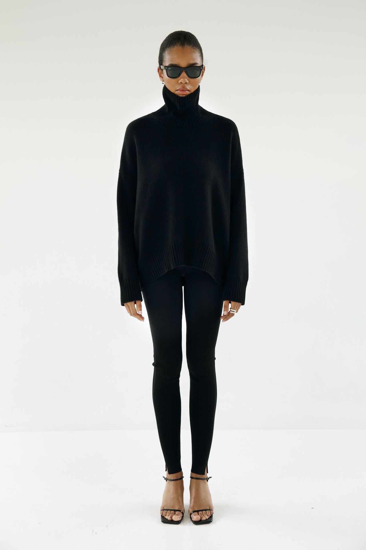 ALMADA LABEL -Sustainable luxury knitwear consciously produced to last