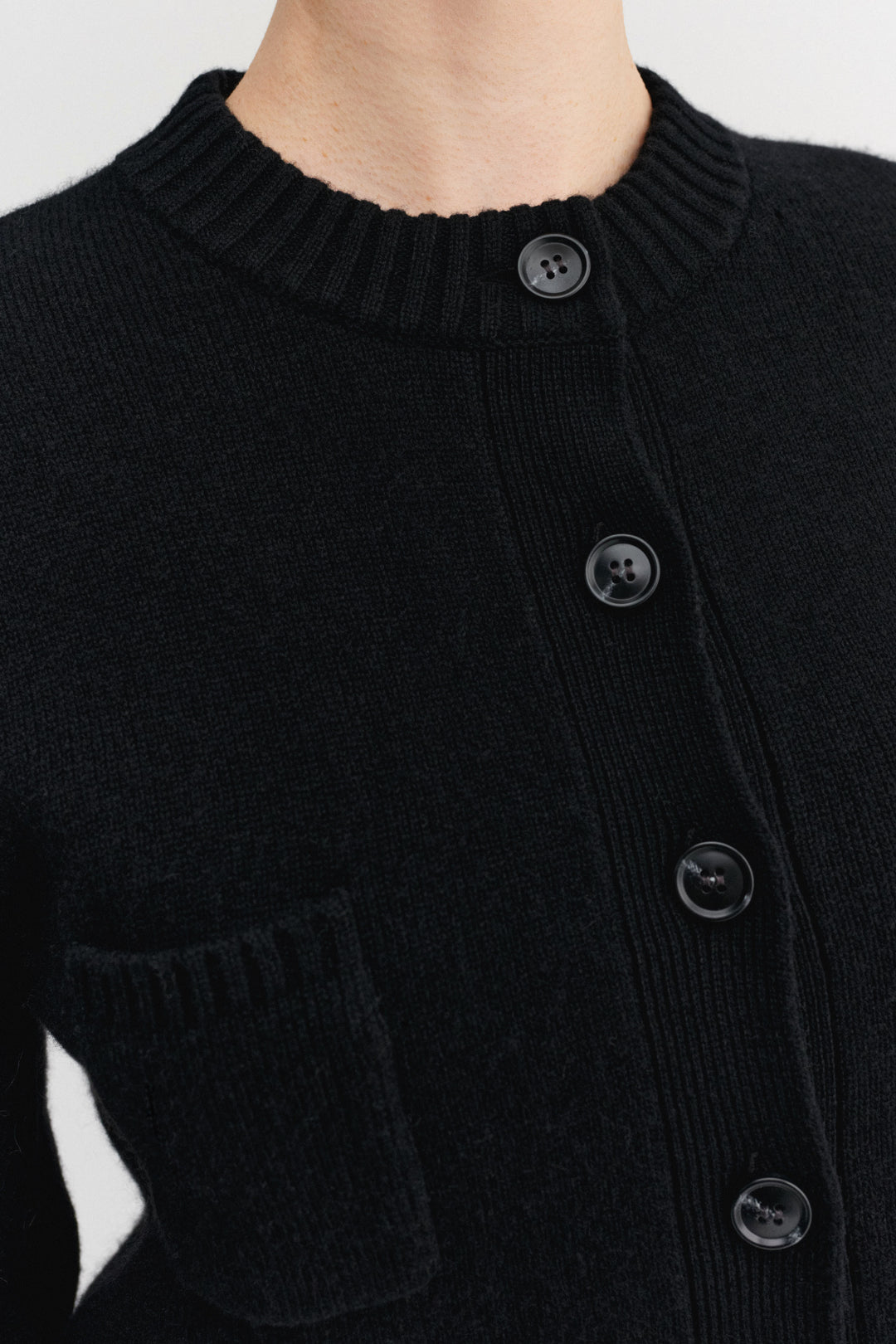 Zozo cardigan, black – ALMADA LABEL
